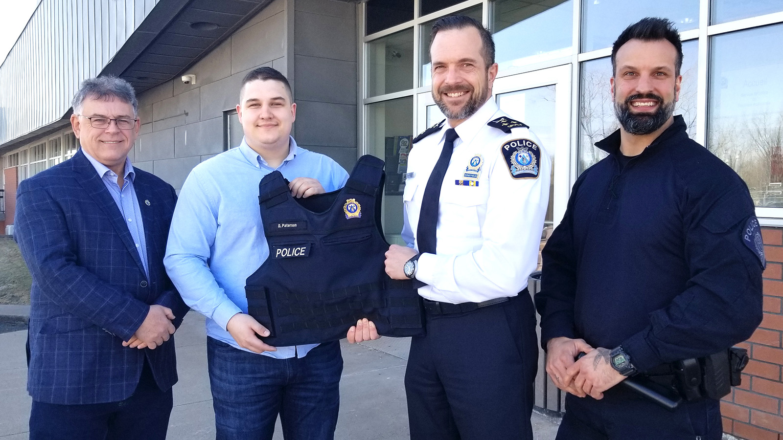 Le Service de police de Saint-Jérôme livrera des vestes pare-balles à l ...